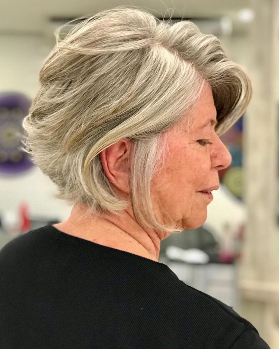 50 Best Pixie Cuts For Women Over 50