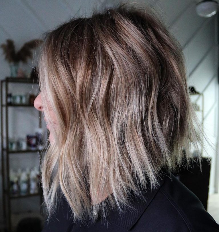 50 Hottest Textured Lob Haircuts For 2025