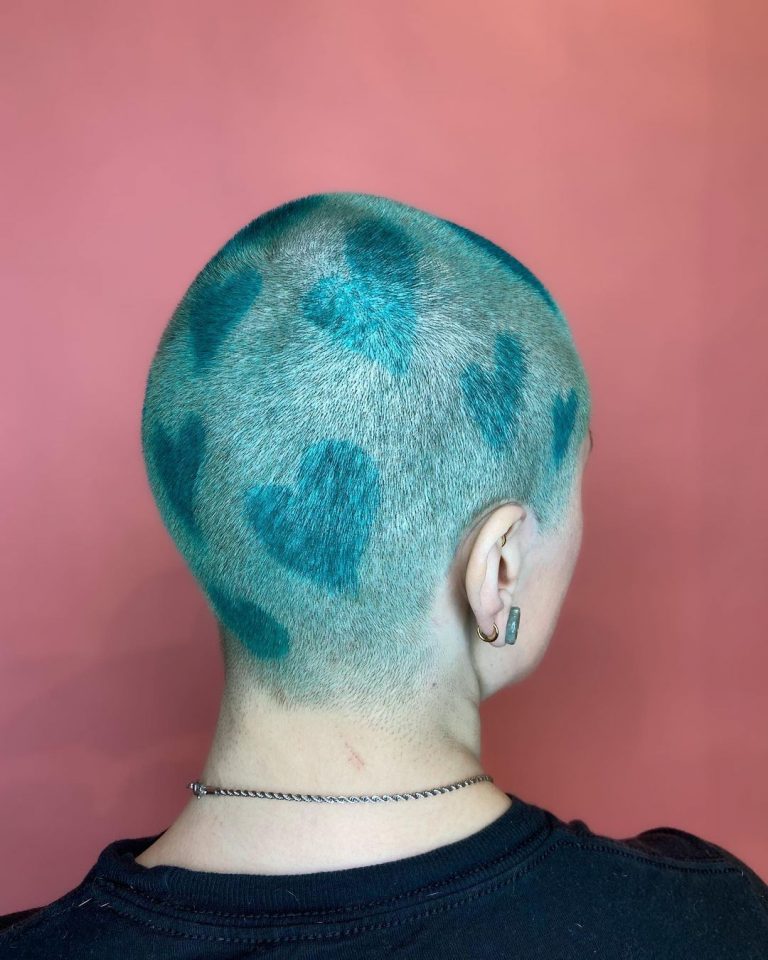 40 Short Non-Binary Haircuts That Inspire Self-Expression