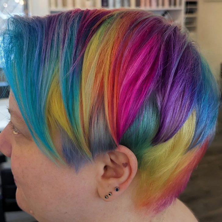 50+ Boldest Funky Colored Pixie Cut Ideas