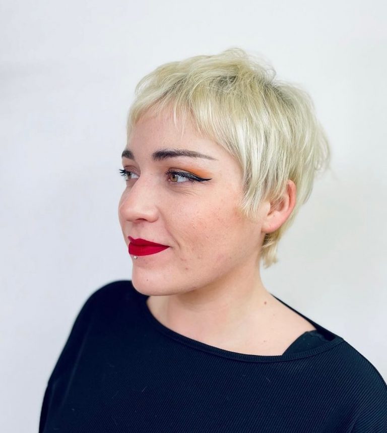 30 Best Pixie Cut For Oval Face Hairstyles