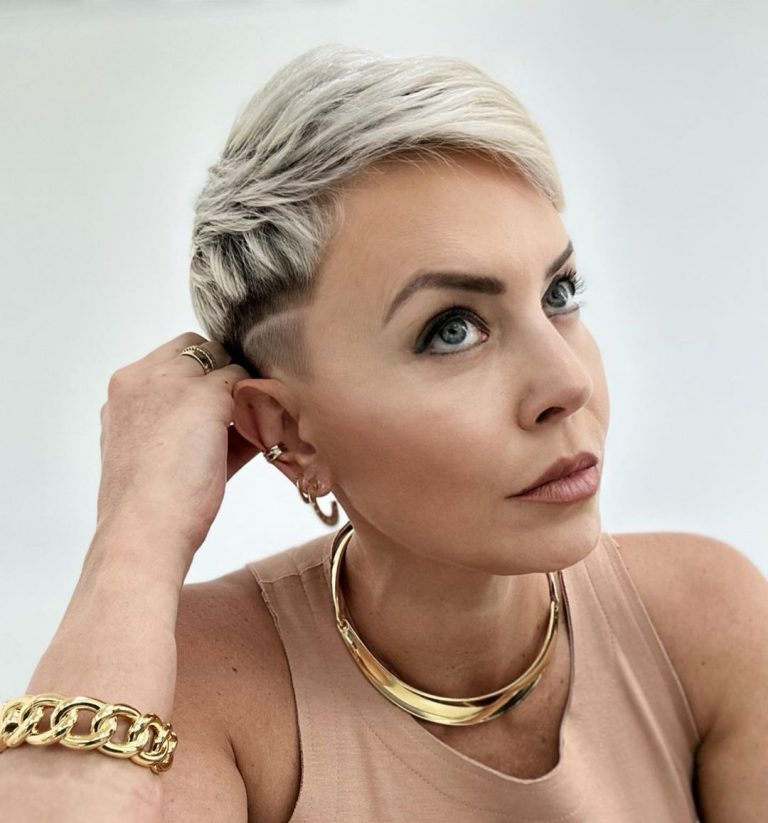 61 Trendiest Asymmetrical Pixie Cuts For 2025
