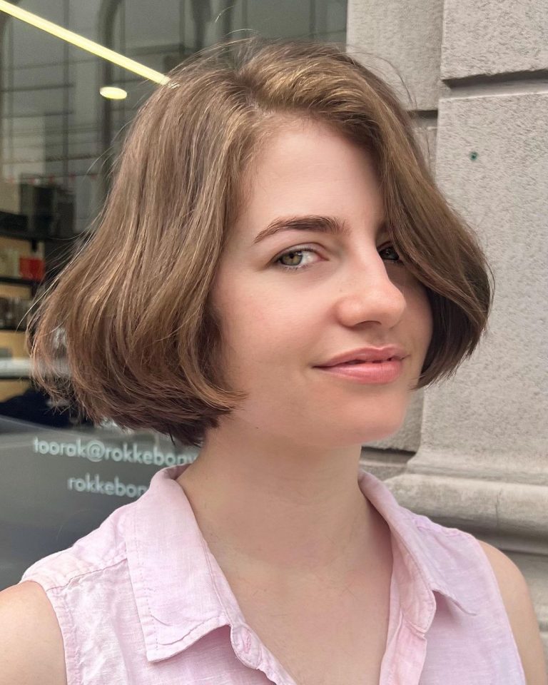 50 look di bob corto a strati di tendenza nel 2025