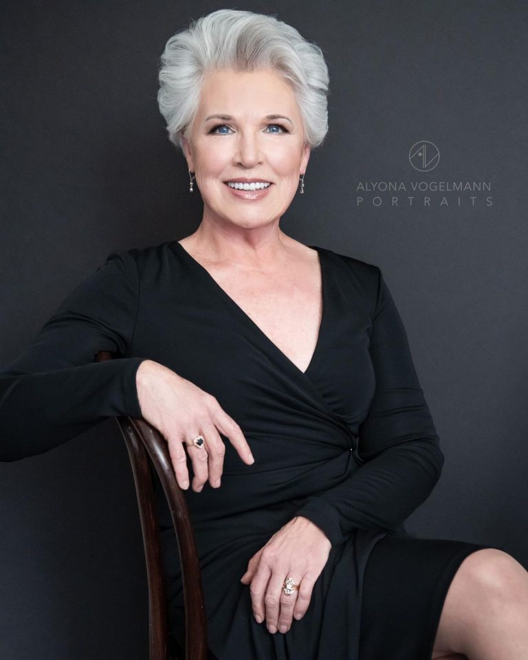70 Meilleures coiffures courtes pour les femmes de plus de 70 ans aux ...