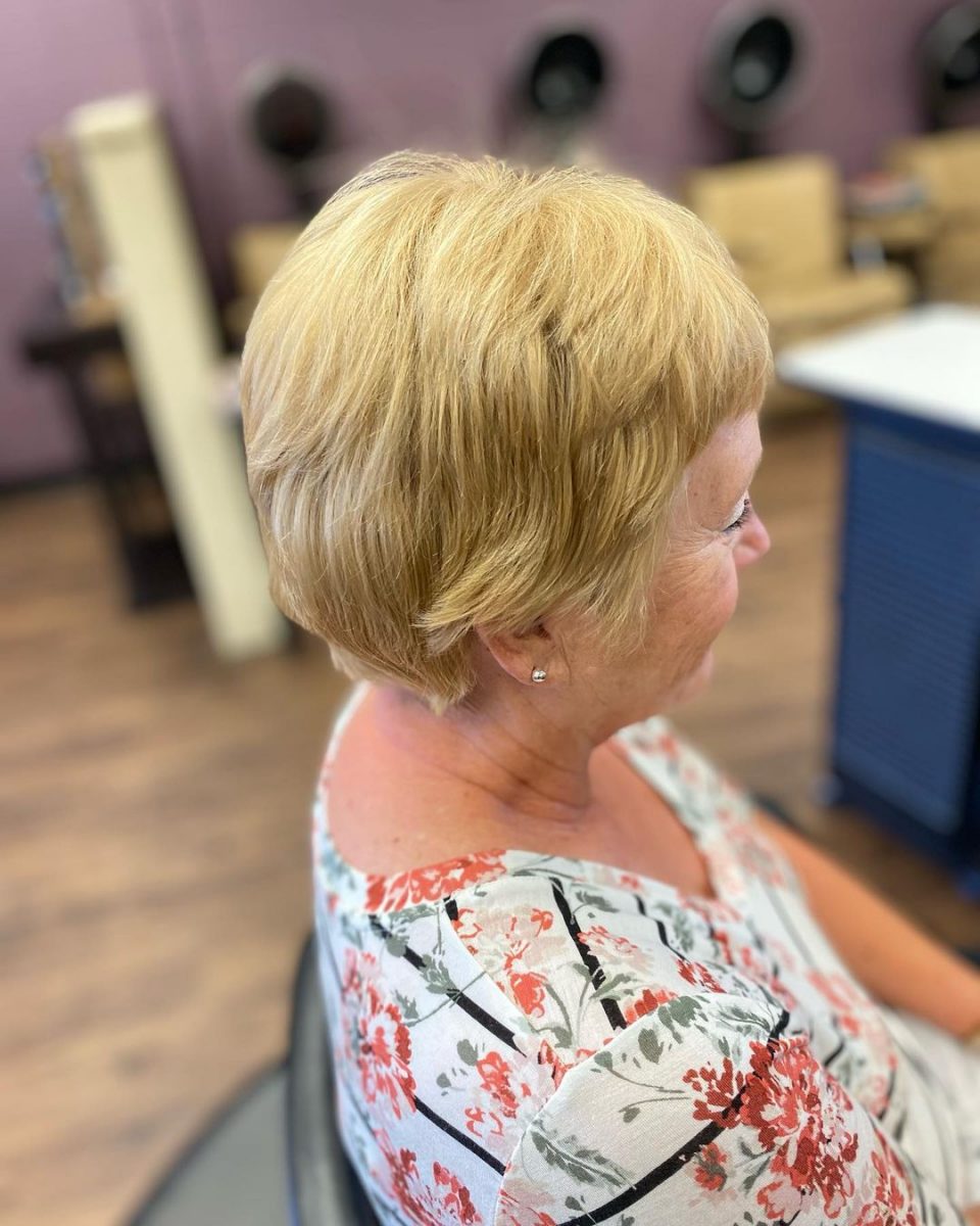 120 Short Haircuts For Women Over 60 To Look Younger