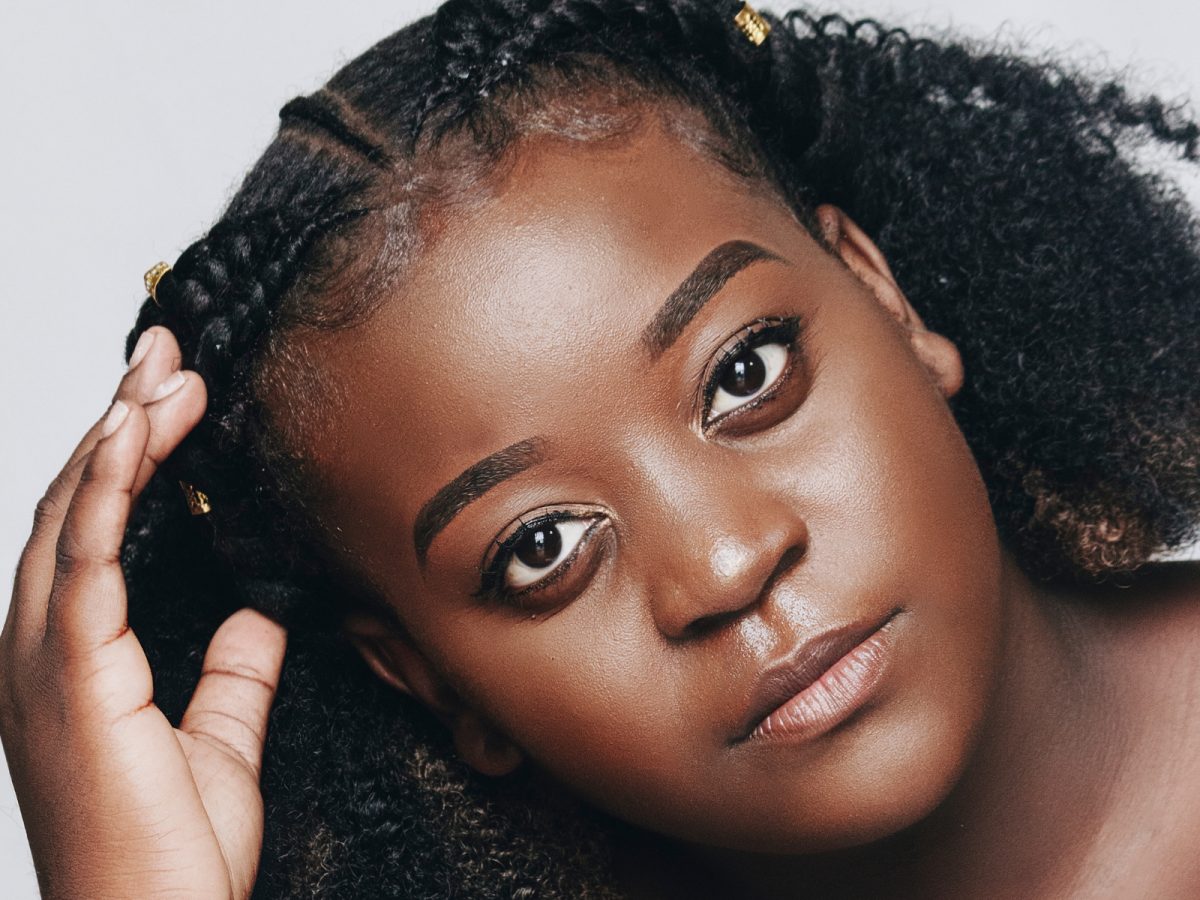 Tame Your Frizzy Baby Hairs And Flyaways With 5 Simple Hacks