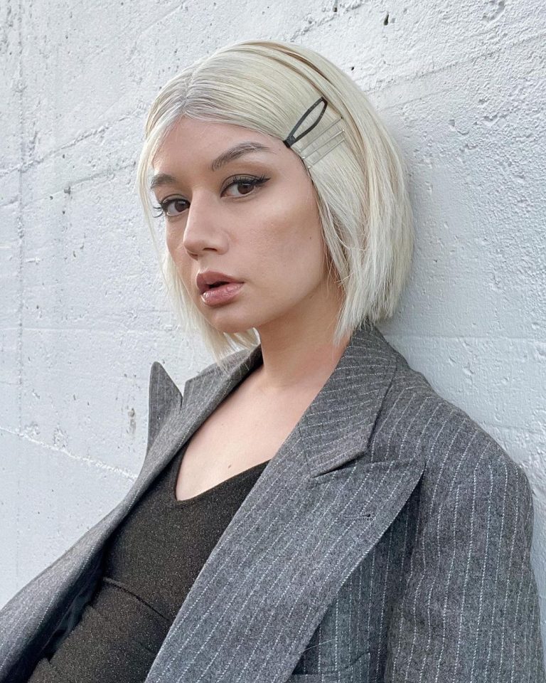 50 Middle Part Bob Haircuts About To Be Everywhere