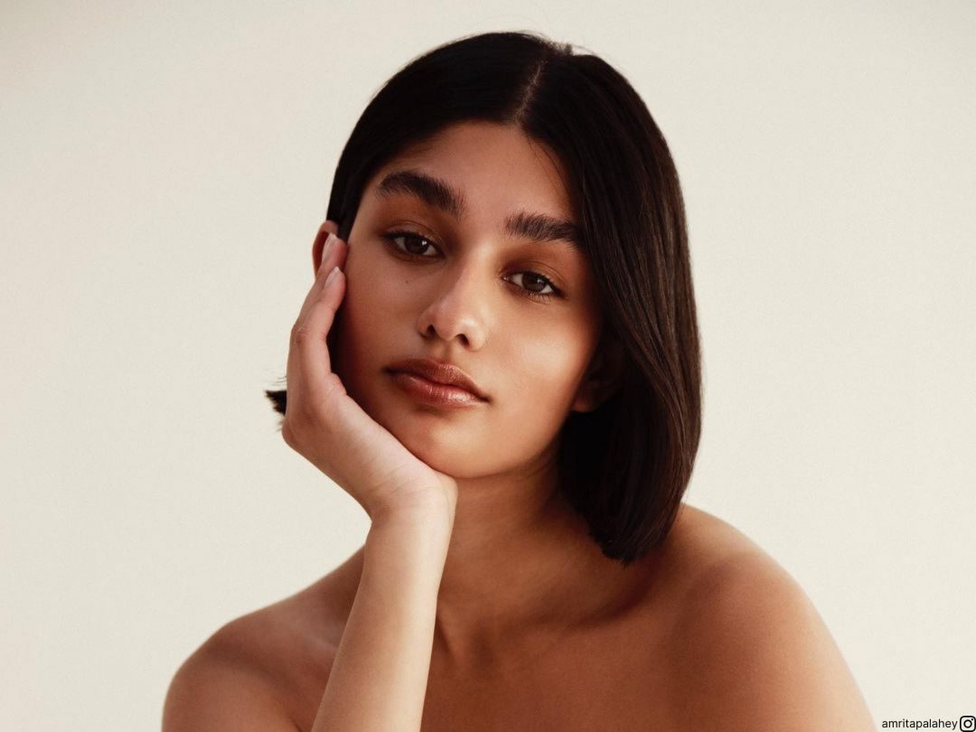 The '90s Bob Is The Effortless Style Adored By Celebrities