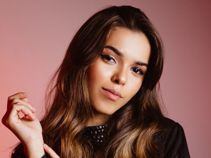 Guide des cheveux fins : Soins et conseils de coiffure