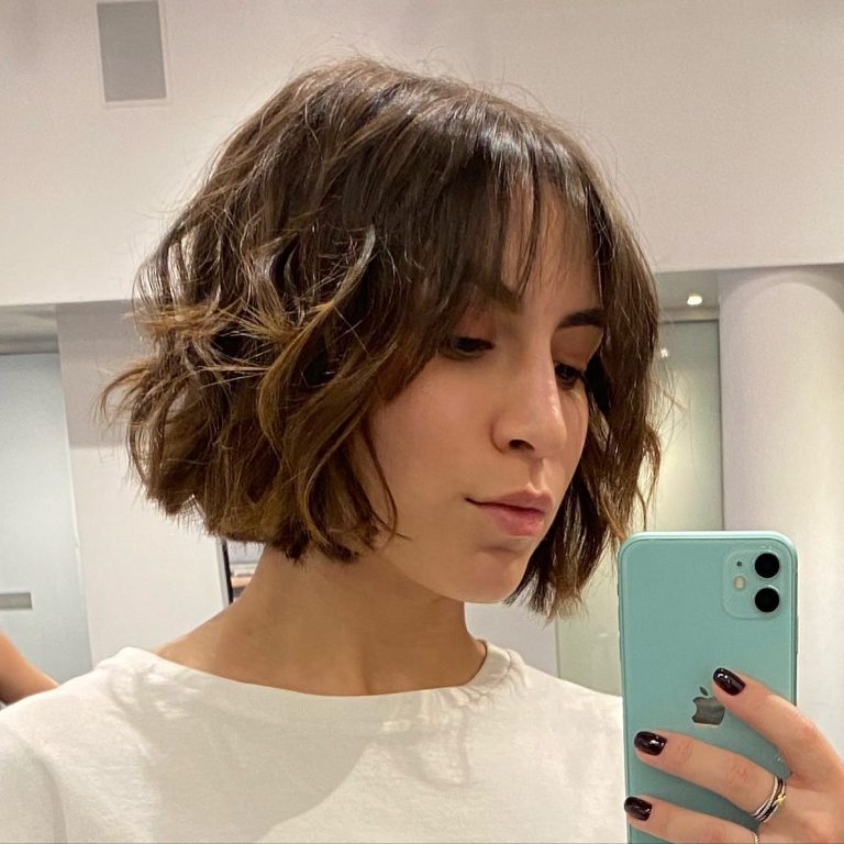 50 Low-Maintenance Wispy Bangs Looks To Try Right Now
