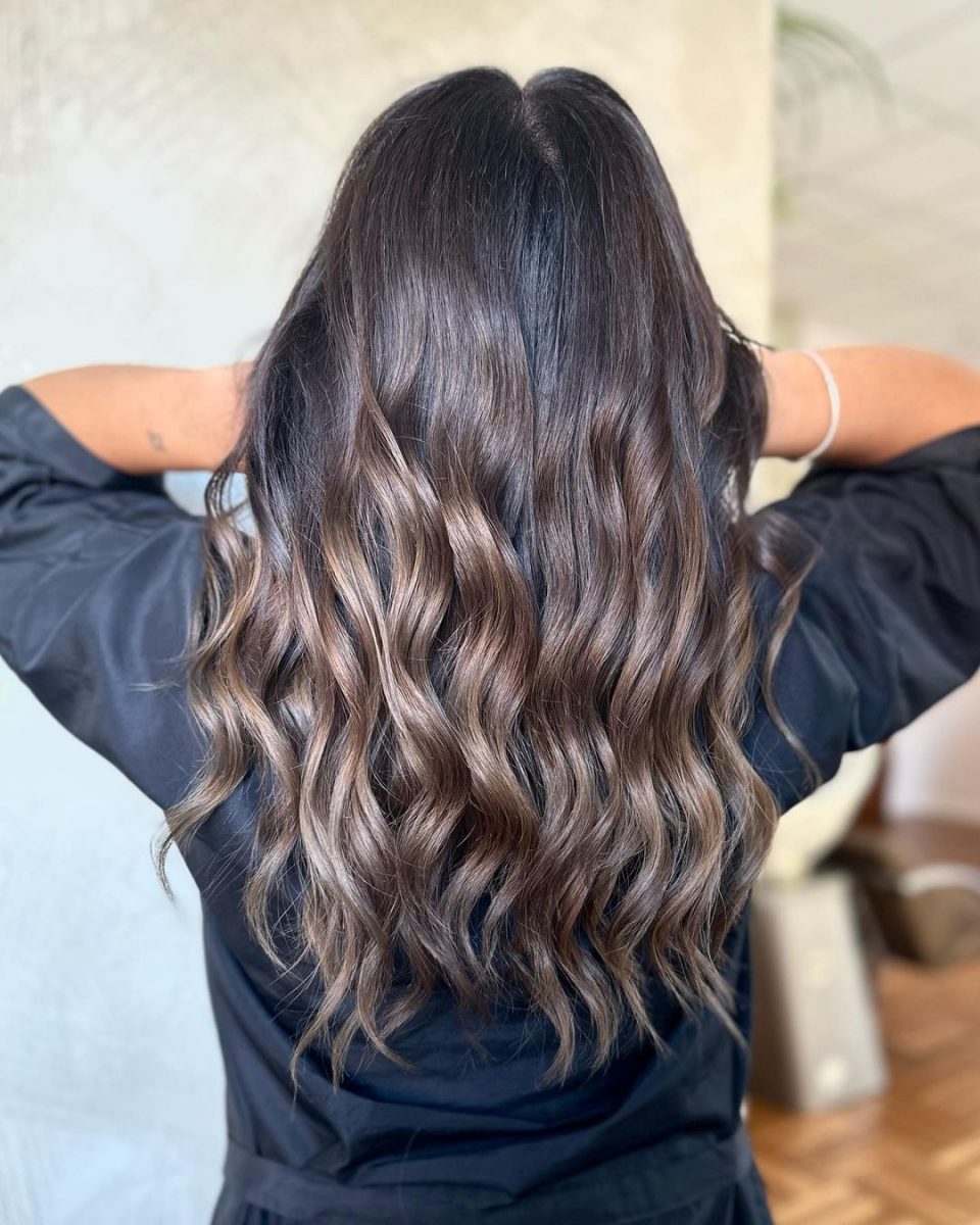 60 Idee di colore per capelli biondo cenere di tendenza nel 2024