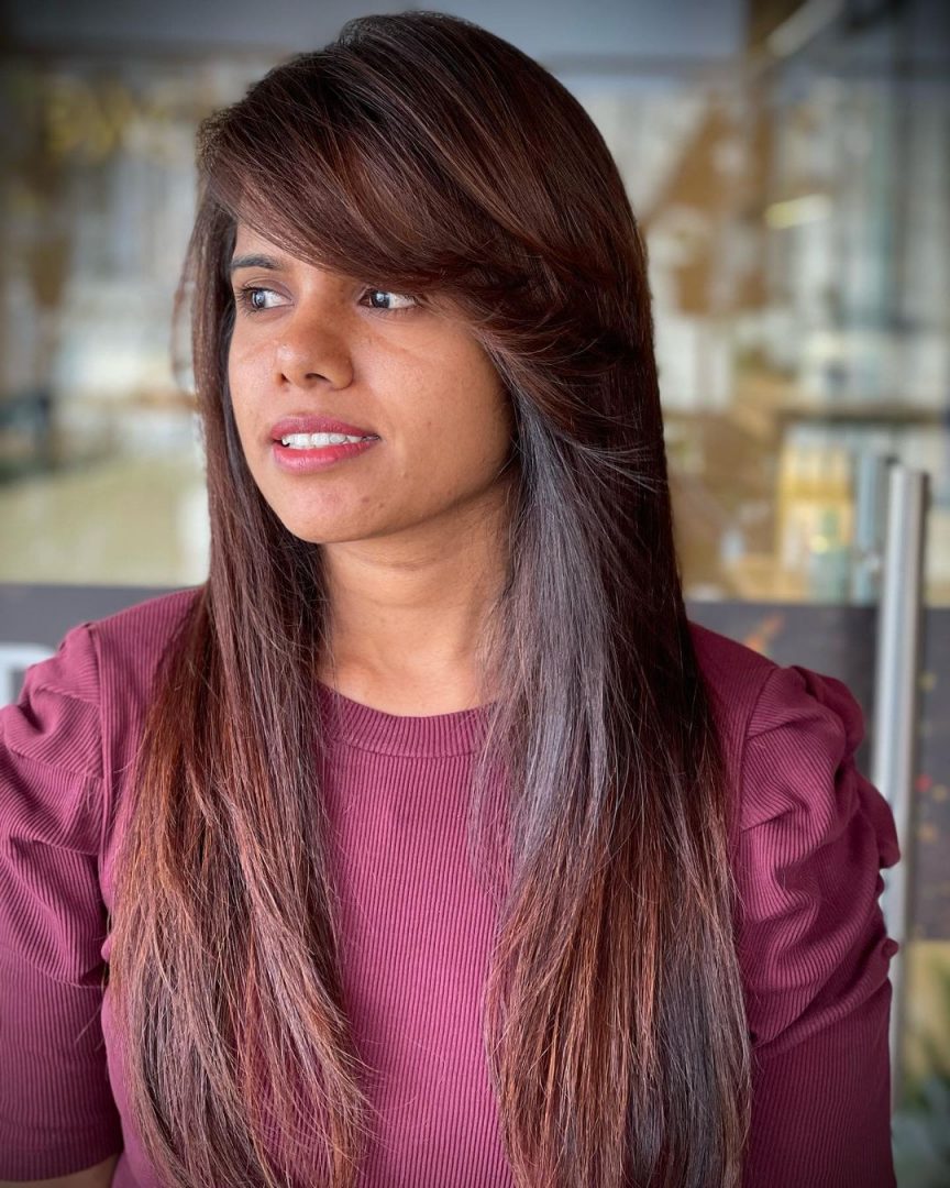 50 Stunning Hairstyles With Side Bangs