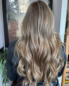60 asblond haarkleur ideeën die trending zijn in 2024