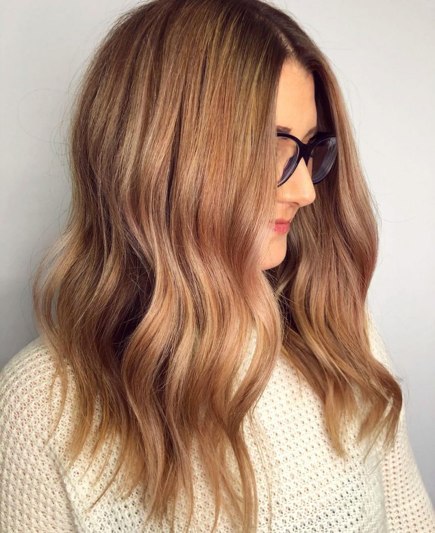 50 ideias de cabelo loiro morango para experimentar em 2024