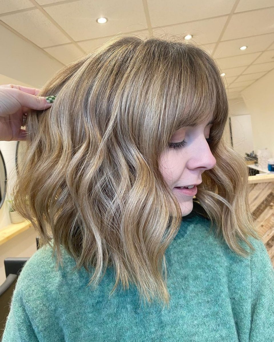 45 Stunning Medium-Length Blonde Hair Trends For 2025