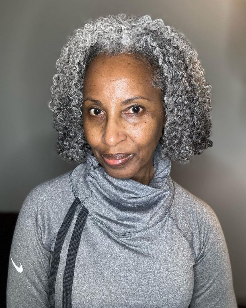 50 Trendy Shoulder Length Hairstyles For Women Over 50