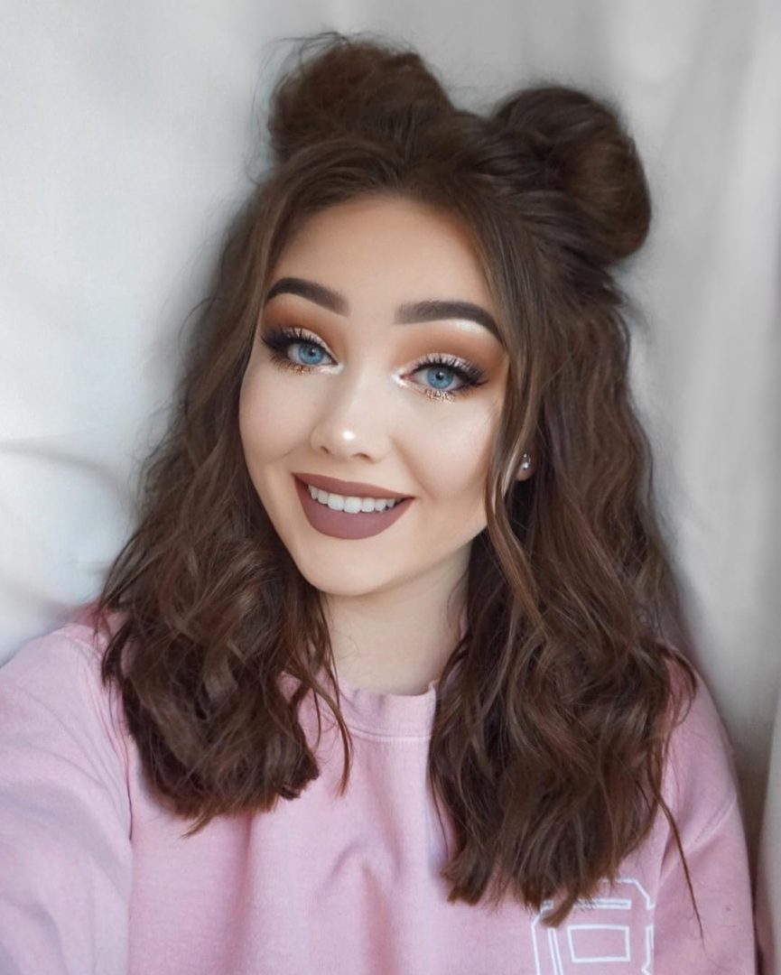 30 Curled Hairstyles For Medium Hair Trending In 2024