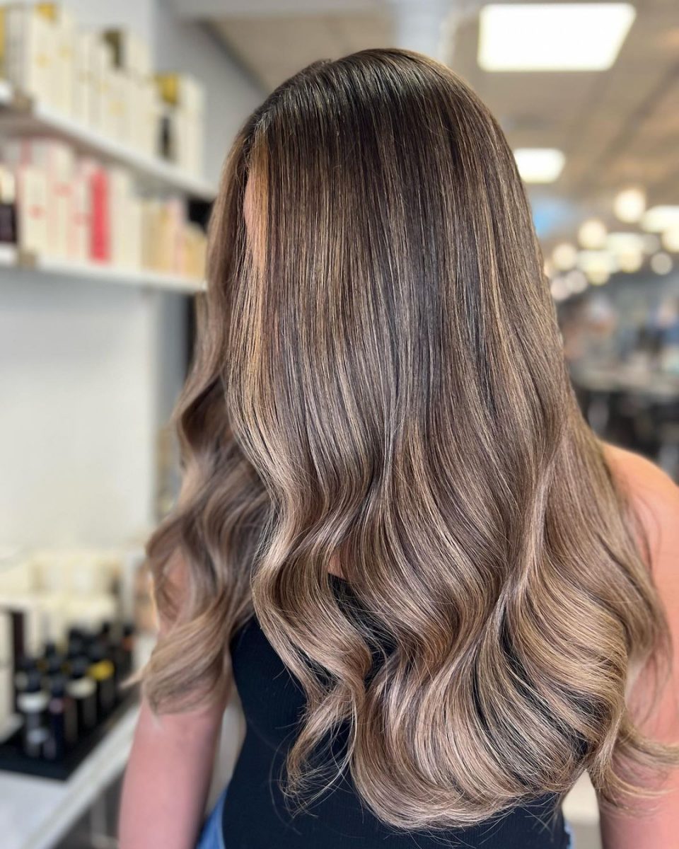 30 Sandy Brown Hair Looks To Try This Season