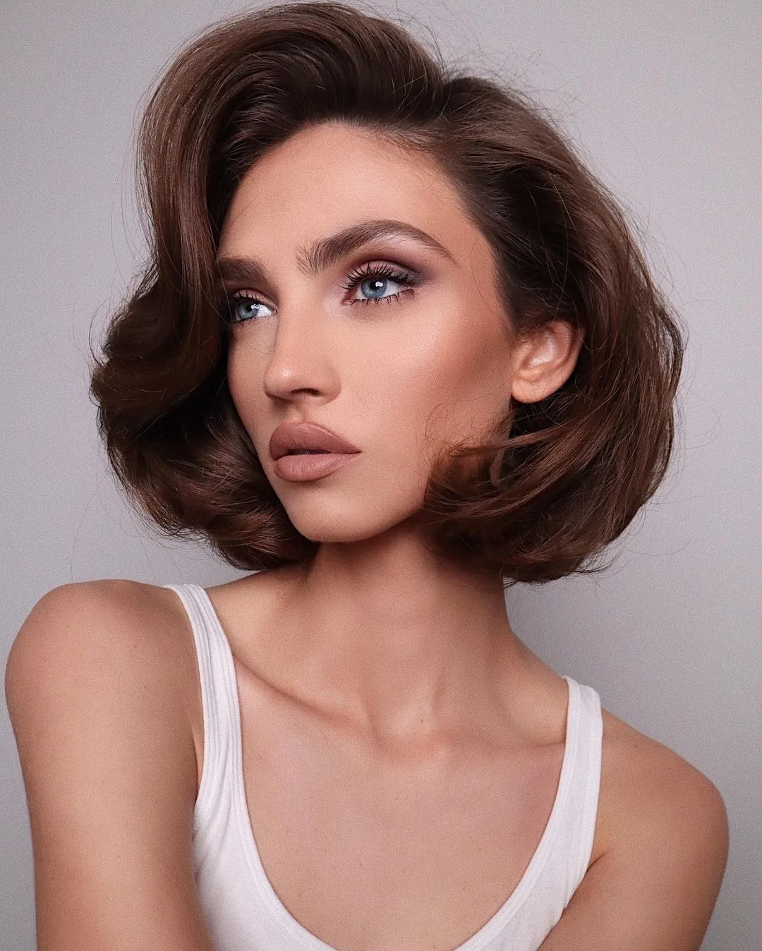 35 '90s Lob Inspo Pics To Bookmark