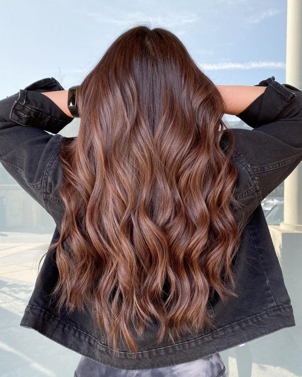 50 tendencias en cabello castaño rojizo para 2025