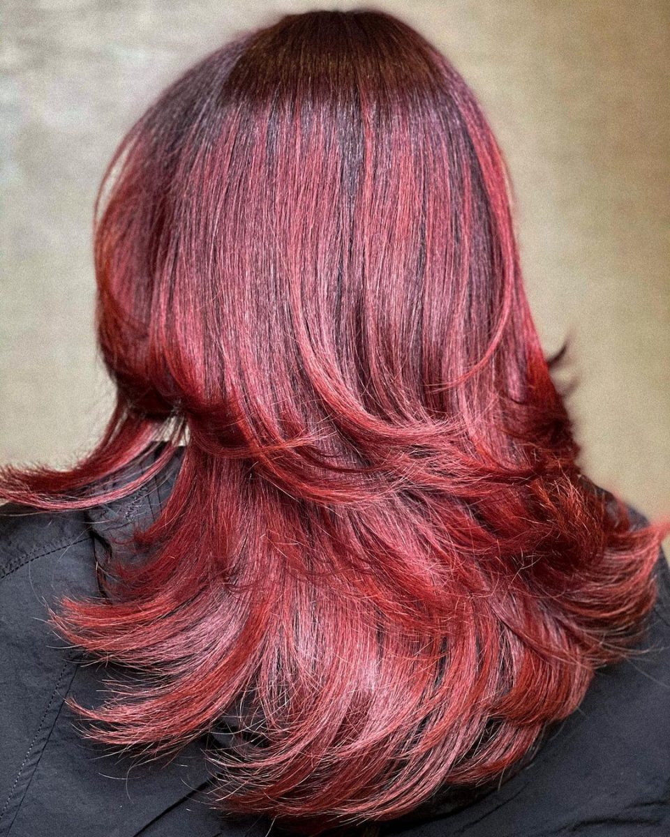 60 Ideias Populares de Cores de Cabelo Borgonha que Dominam 2025