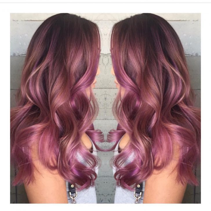 30 Dashing Styles For Transforming Long Wavy Hair