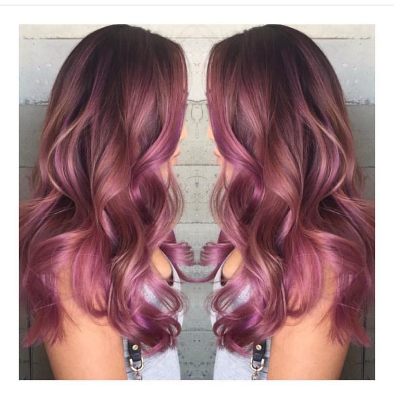 30 Dashing Styles For Transforming Long Wavy Hair