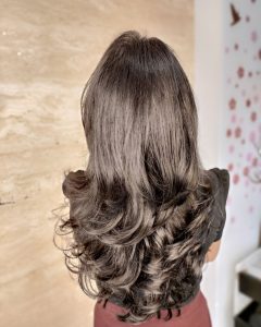 30 Dashing Styles For Transforming Long Wavy Hair