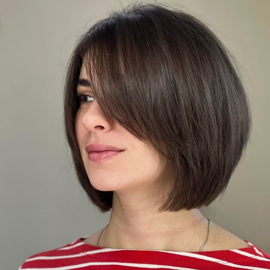40+ Chic Layered Bob With Bangs Ideas For 2025