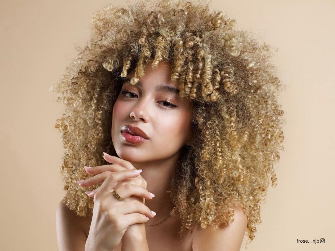 21 Tendances les plus excitantes des cheveux bouclés 3C pour 2025