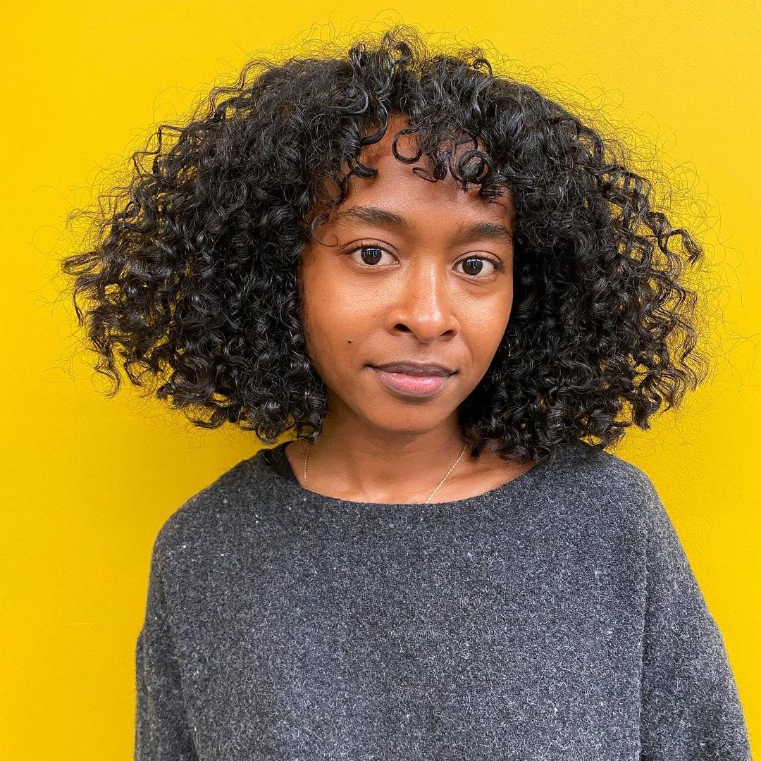 30+ Irresistible Long Curly Bob Hairstyles You Need To See