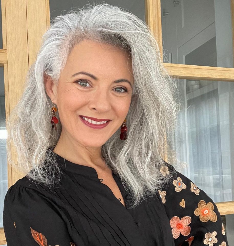 Aging In Style: 22 Medium-Length Hairstyles For Women Over 50