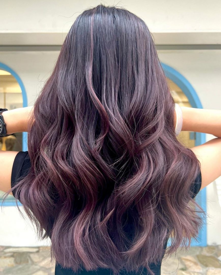 53 Maroon Hair Trends Perfect For 2024