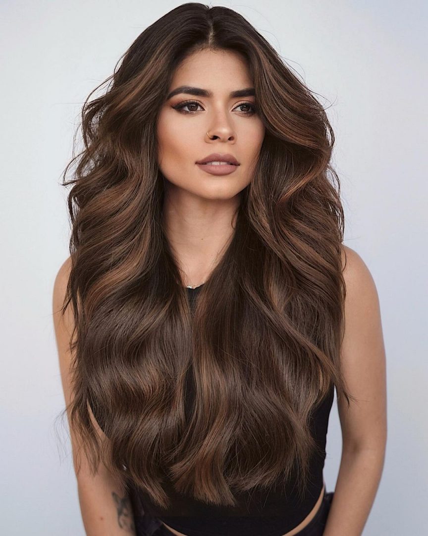 26 Dynamic Long Layered Hair Ideas For Ultimate Volume