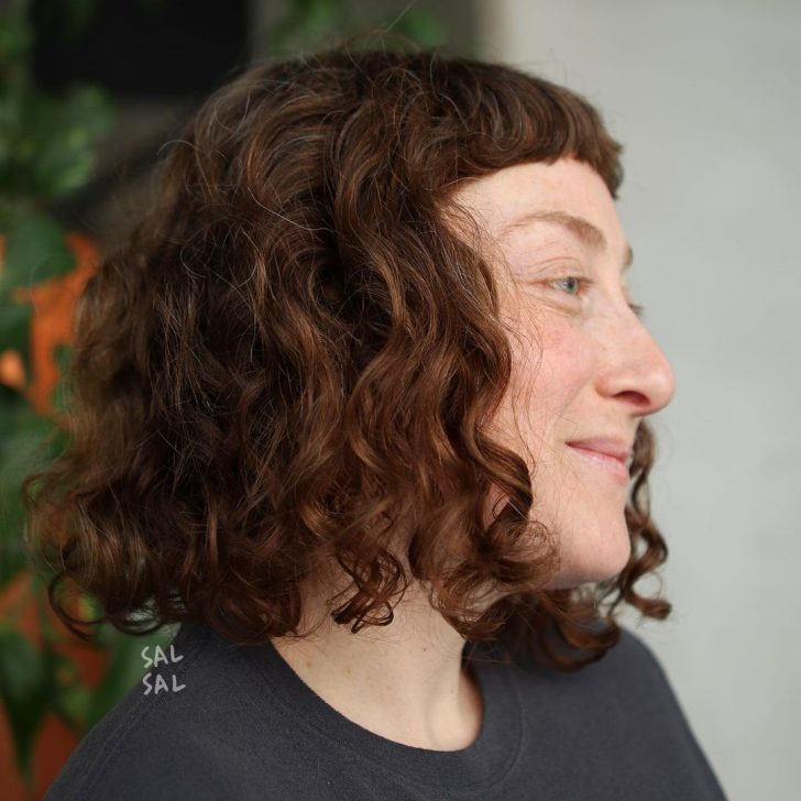 24 Trendsetting Curly Hair Ideas For Women Over 50