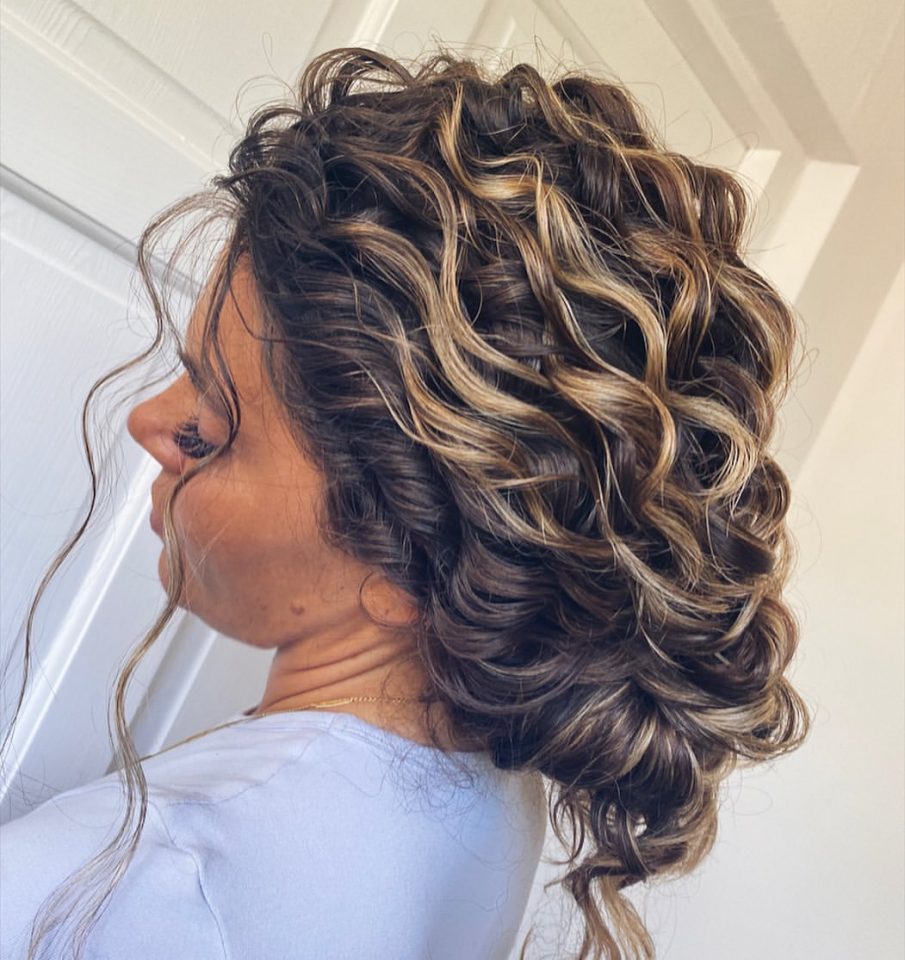 These 20 Curly Updo Hairstyles Are Real Head-Turners