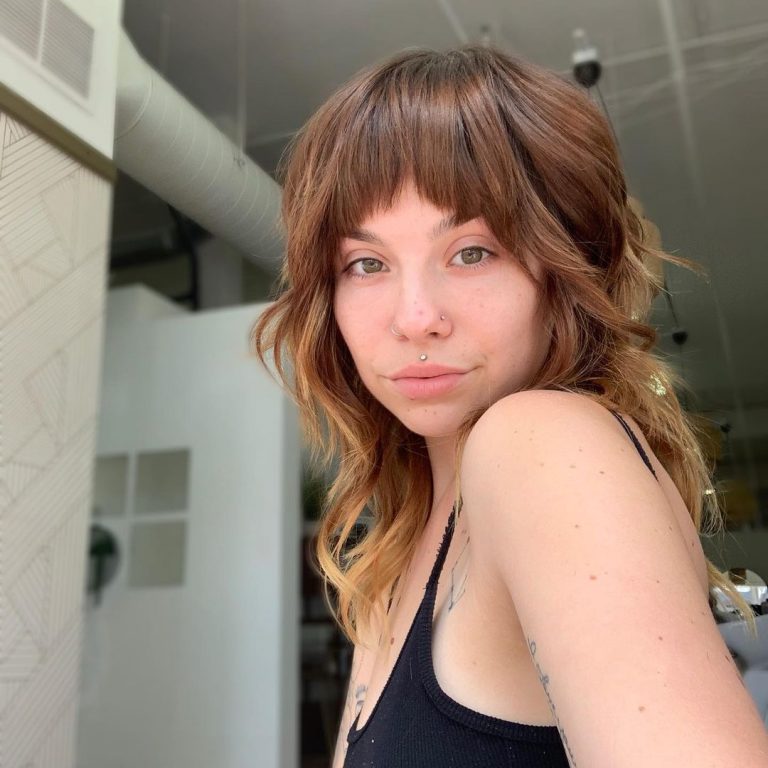 25 Hairstyles With Choppy Bangs To Nail The Effortlessly Chic Look