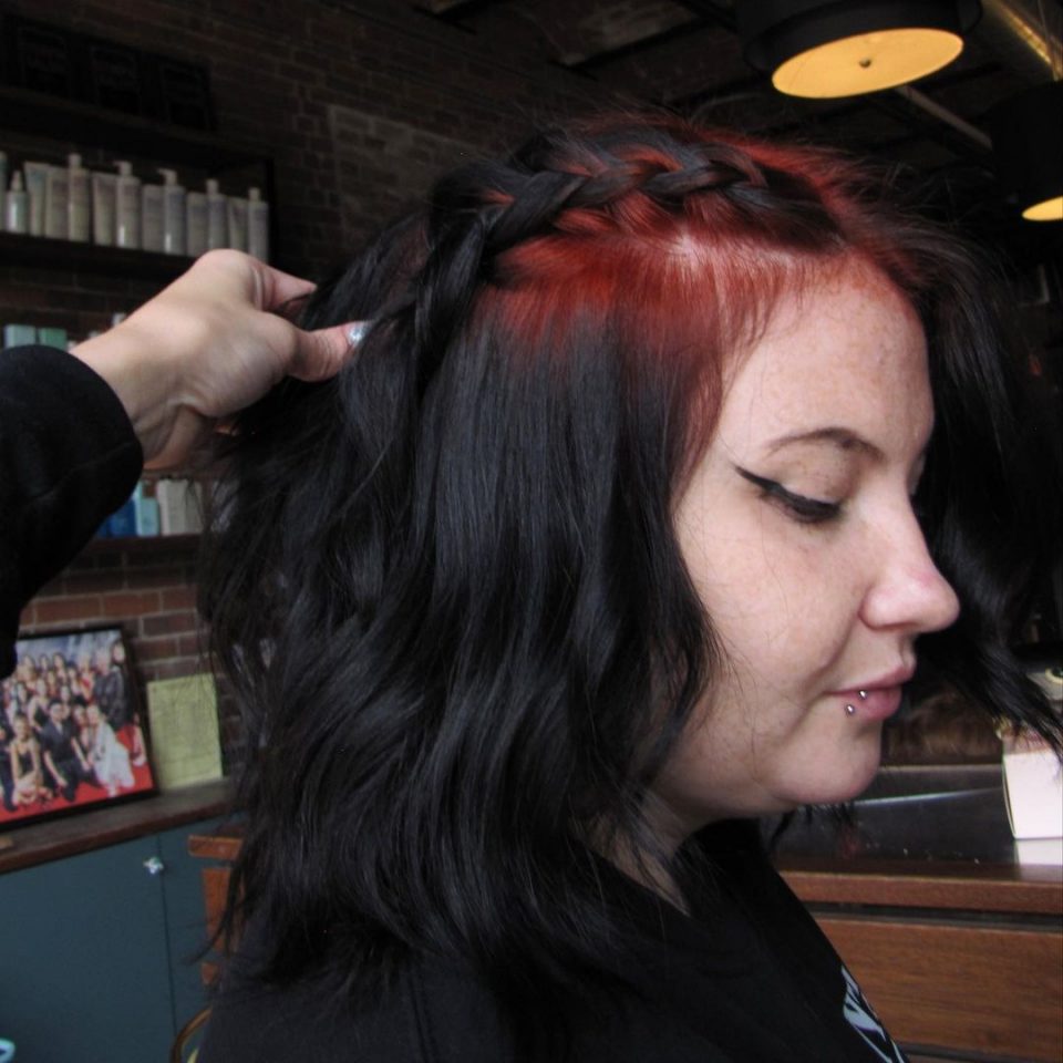 Influencers Are Going Crazy Over The Latest Red Roots Black Hair Trend