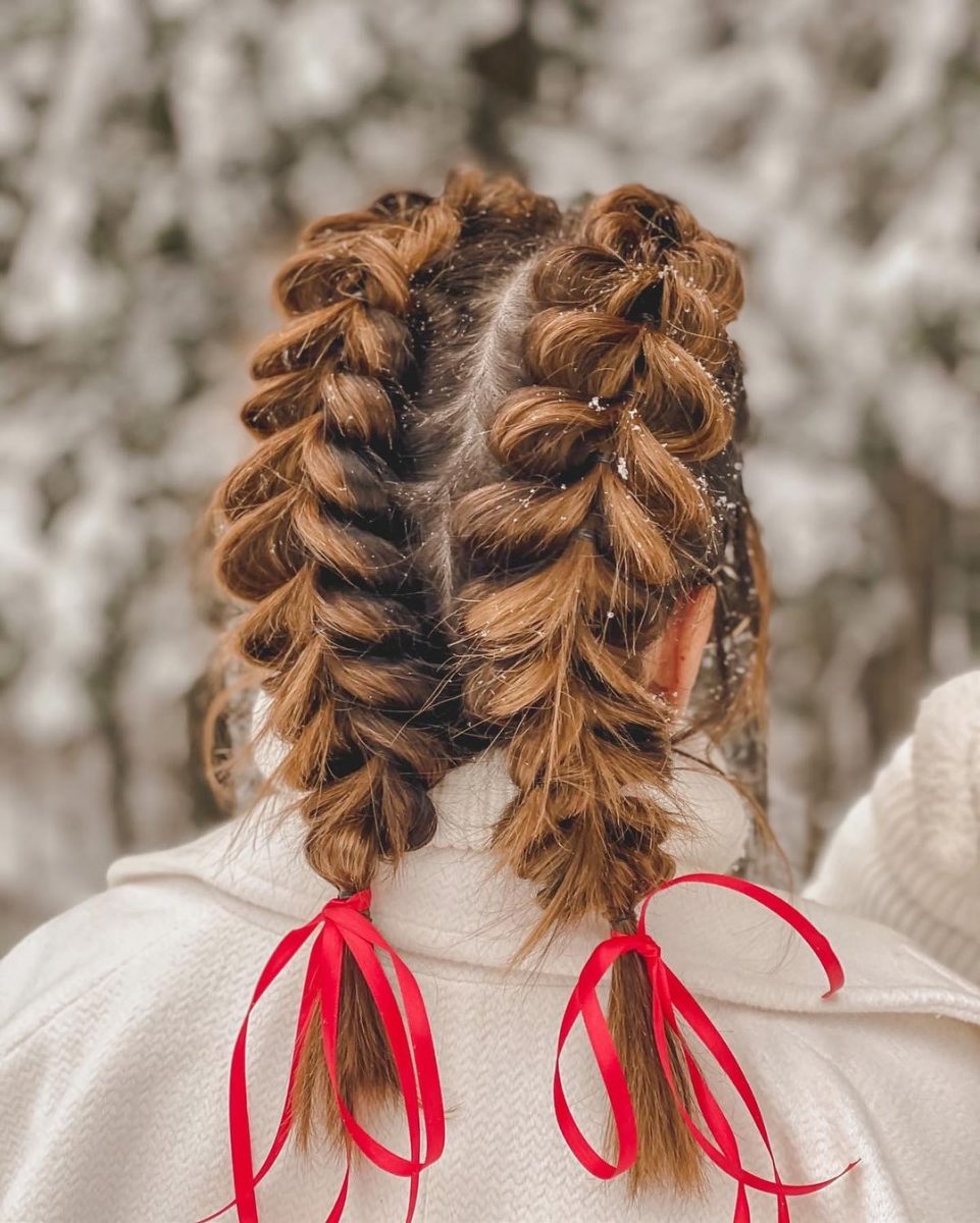22 Cute Winter Hairstyles For Cozy Vibes