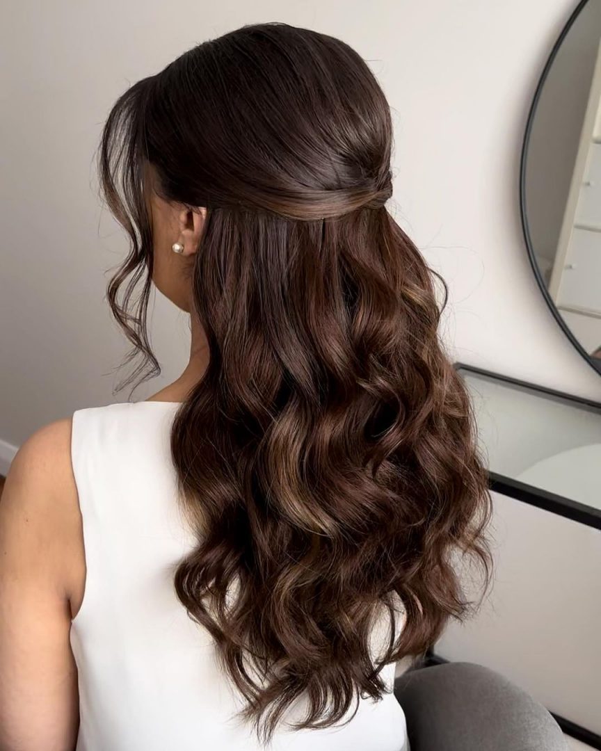 24 Hairstyles For Wavy Hair To Show Your Stylist ASAP