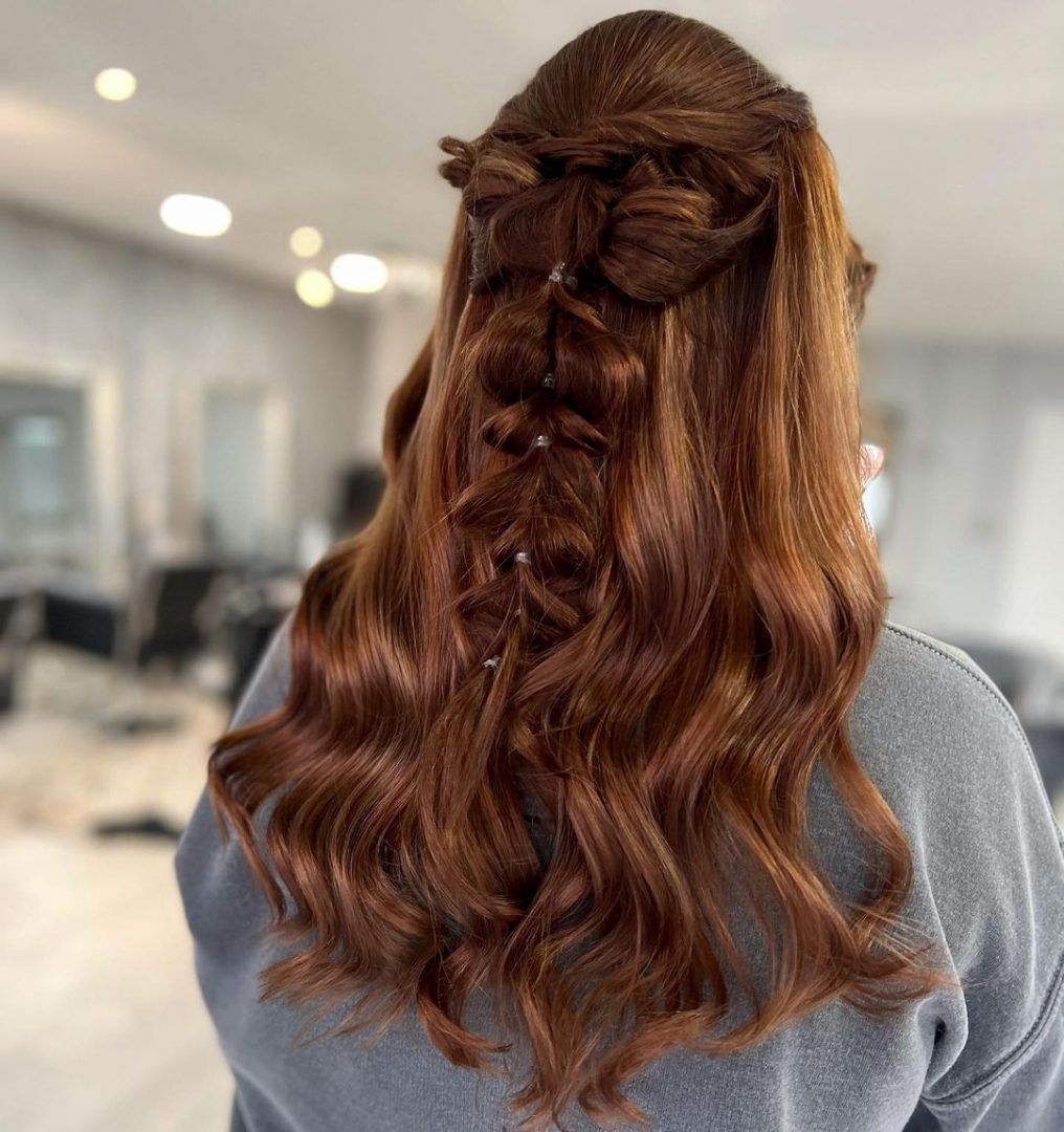 22 Long Wavy Hairstyles To Bring Out Your Inner Goddess