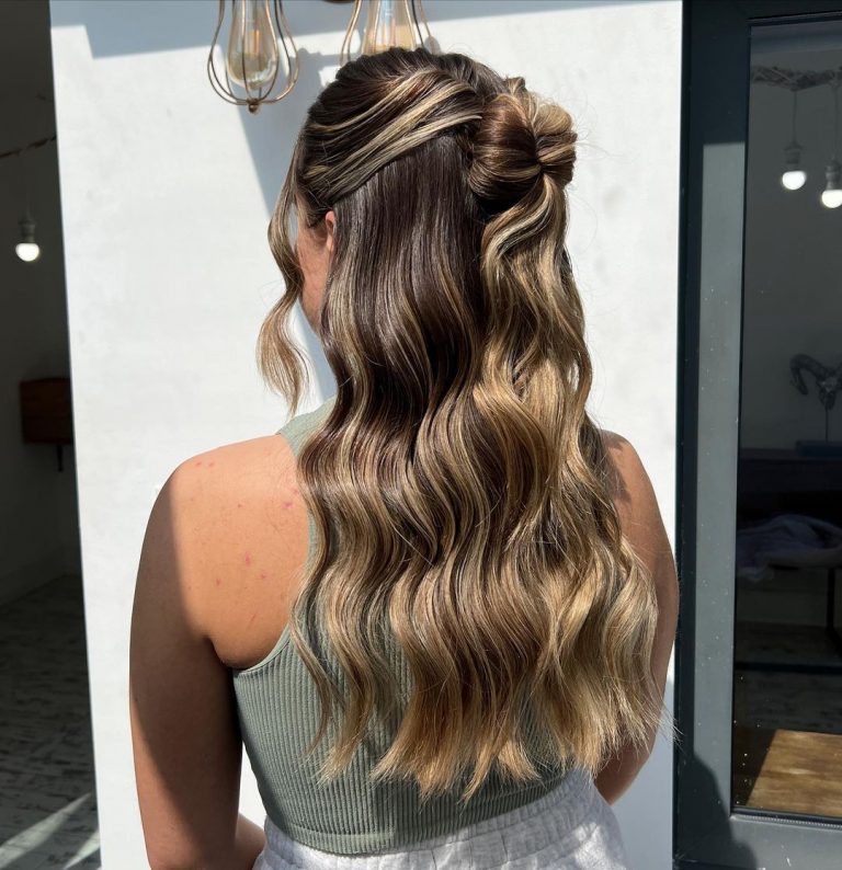 24 Hairstyles For Wavy Hair To Show Your Stylist ASAP