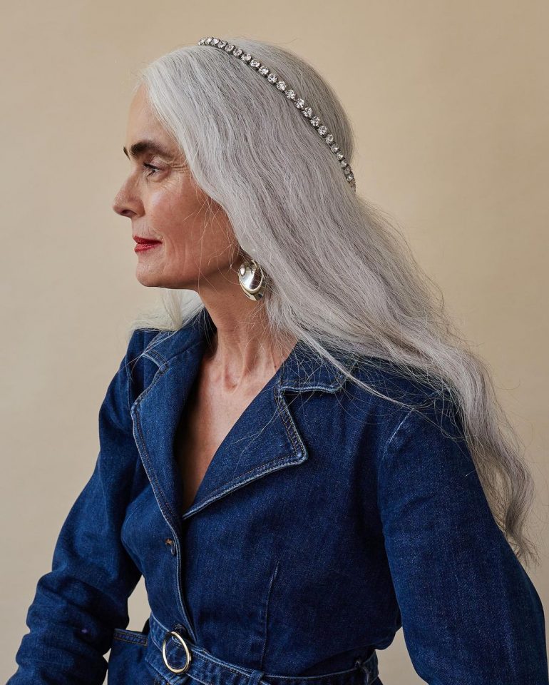 50 Timelessly Charming Long Hairstyles For Women Over 50