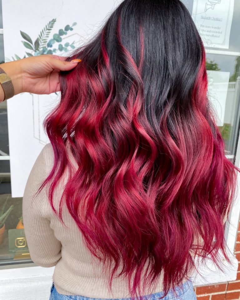 21 Layered Wavy Hair Ideas For A Lively And Dynamic Look