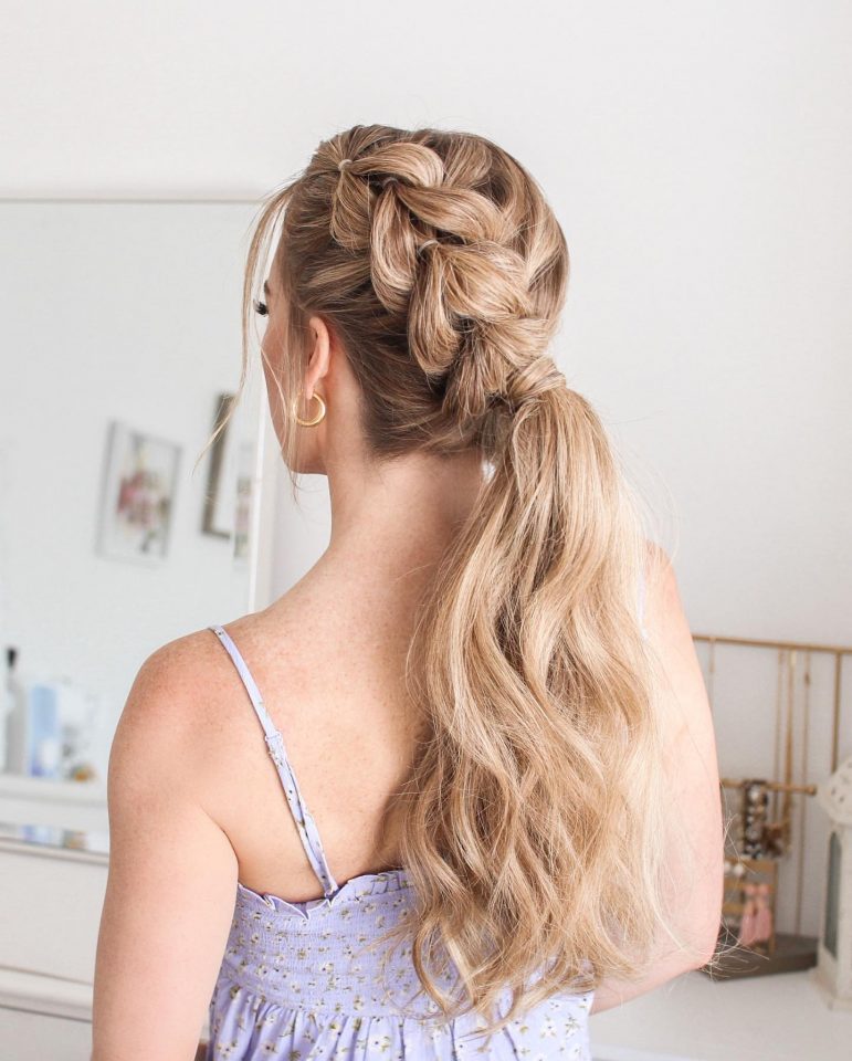 24 Low Ponytail Hairstyles That Won't Look Dated Anytime Soon