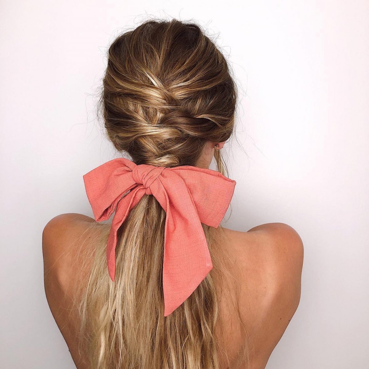 24 Low Ponytail Hairstyles That Won't Look Dated Anytime Soon