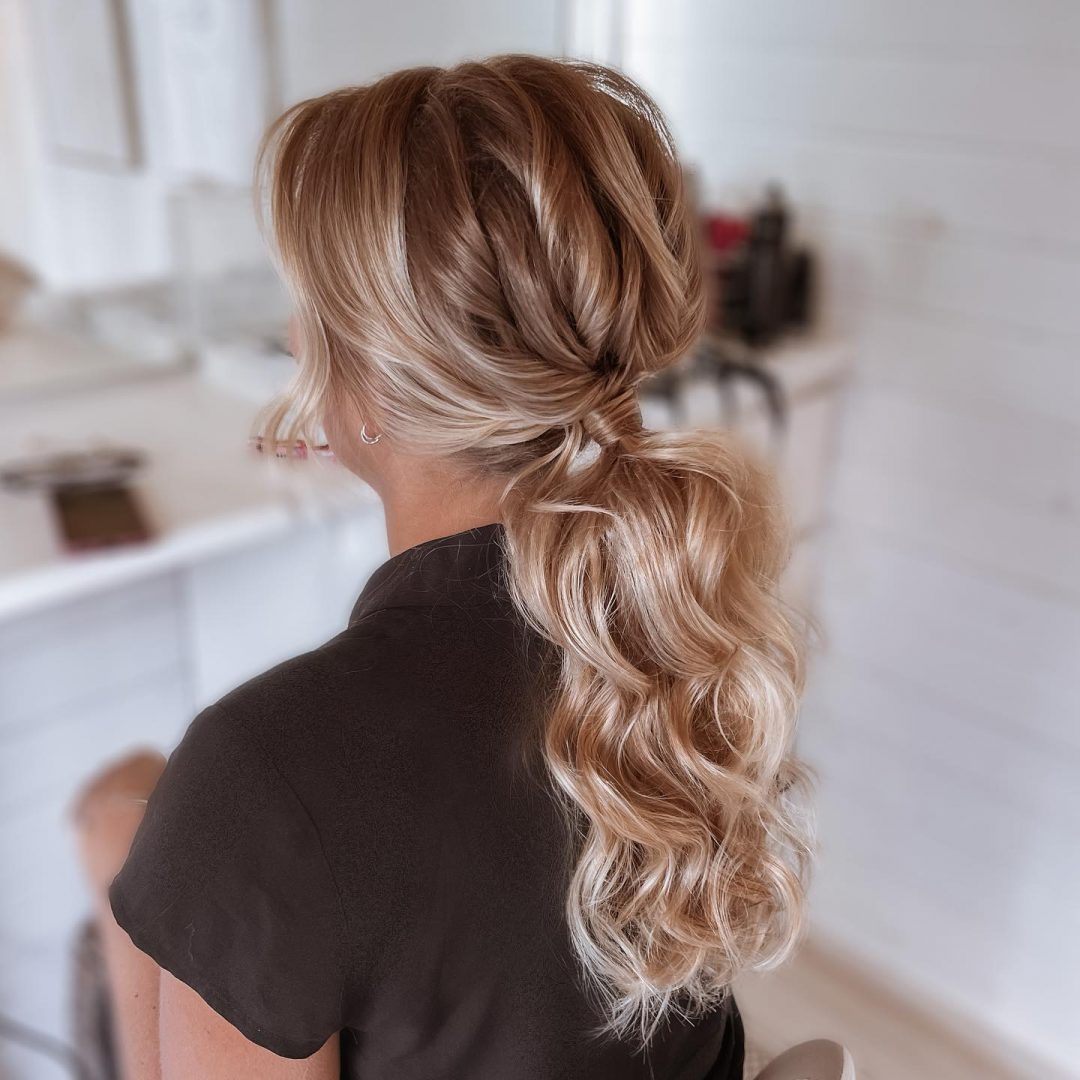 24 Prom Ponytail Hairstyles That Will Perfectly Match Your Crown