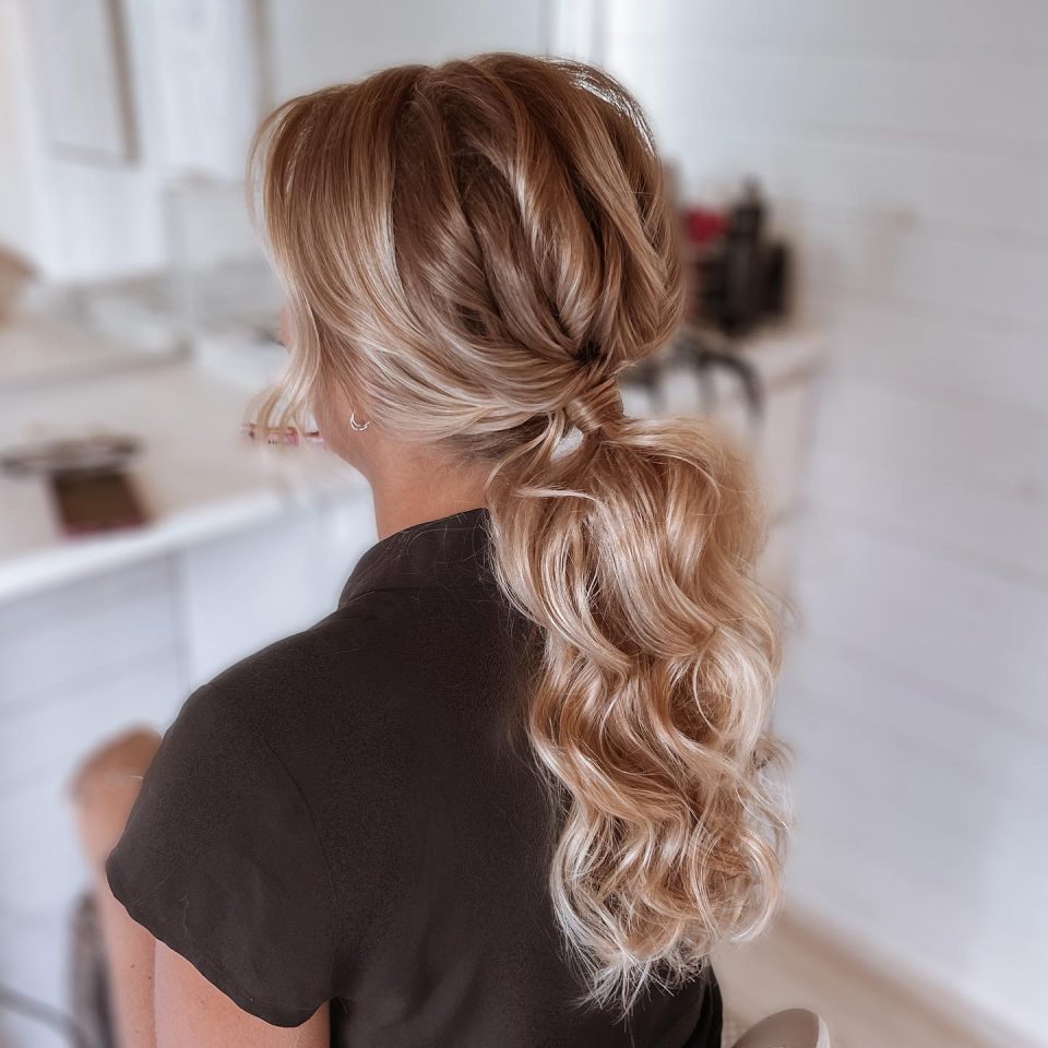 24 Prom Ponytail Hairstyles That Will Perfectly Match Your Crown