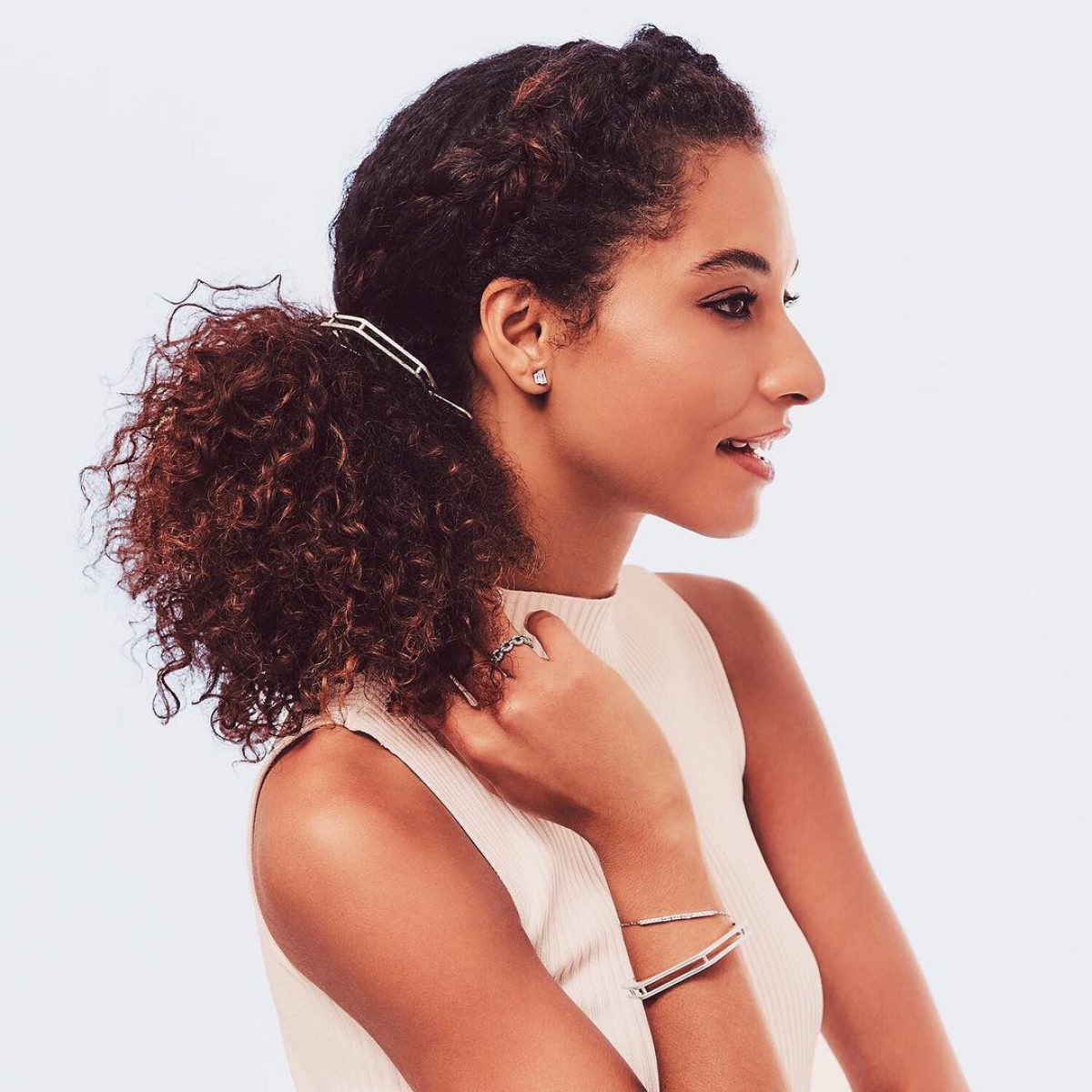 The Side Ponytail Is Back And Better Than Ever