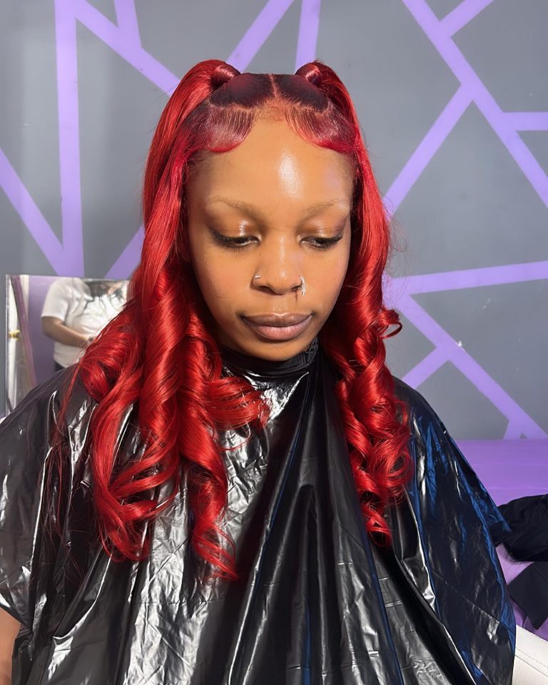 Estos dos looks de coleta con ondas te harán sentirte tú misma